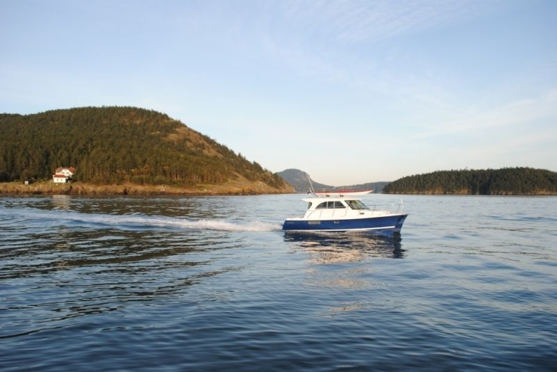 Have a Look at the Innovative Aspen C90 Power Catamaran