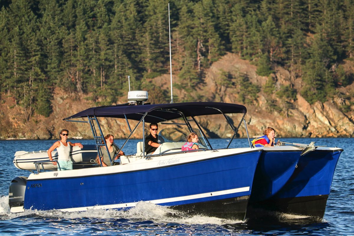 The Aspen L107 Power Catamaran Has Deck Space to Spare
